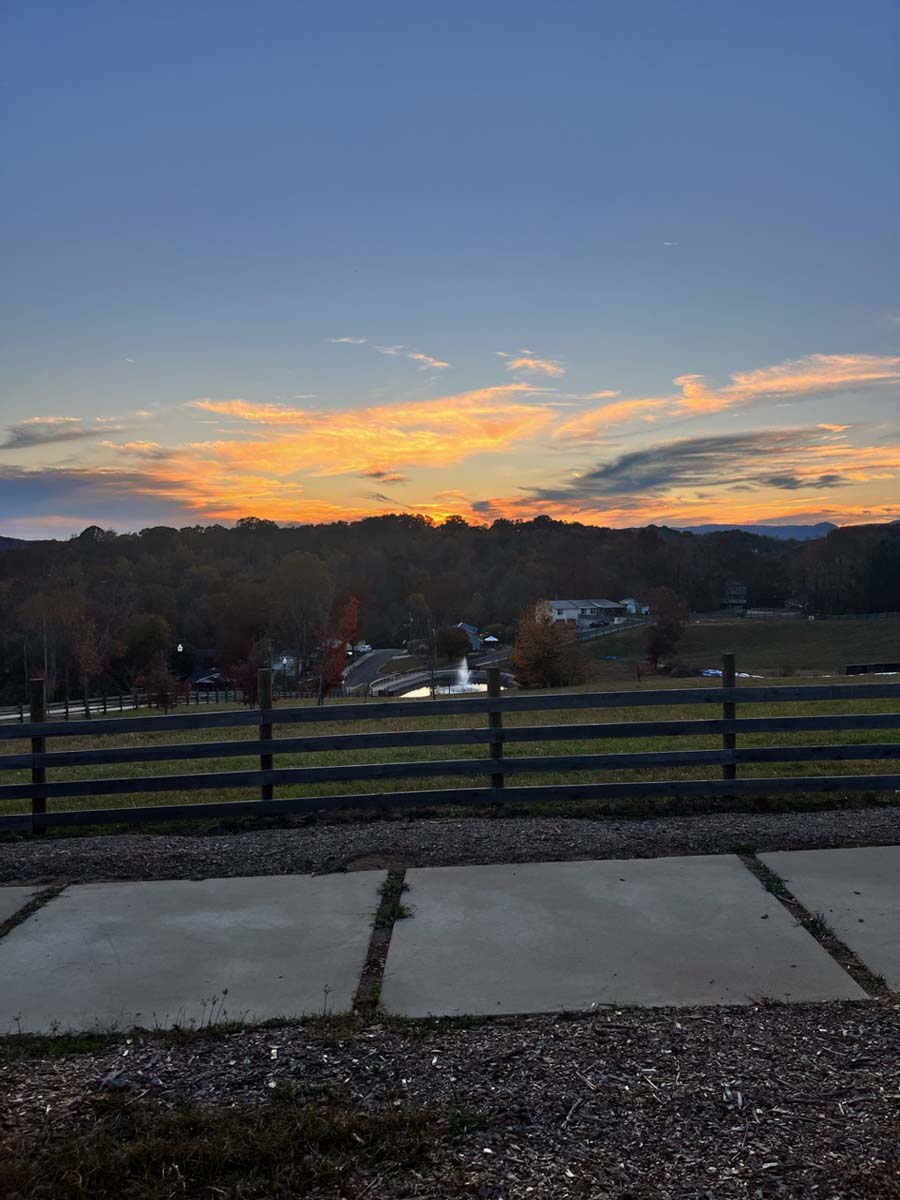 Hillcrest Farms LLC | Event Venue in Clinton, TN
