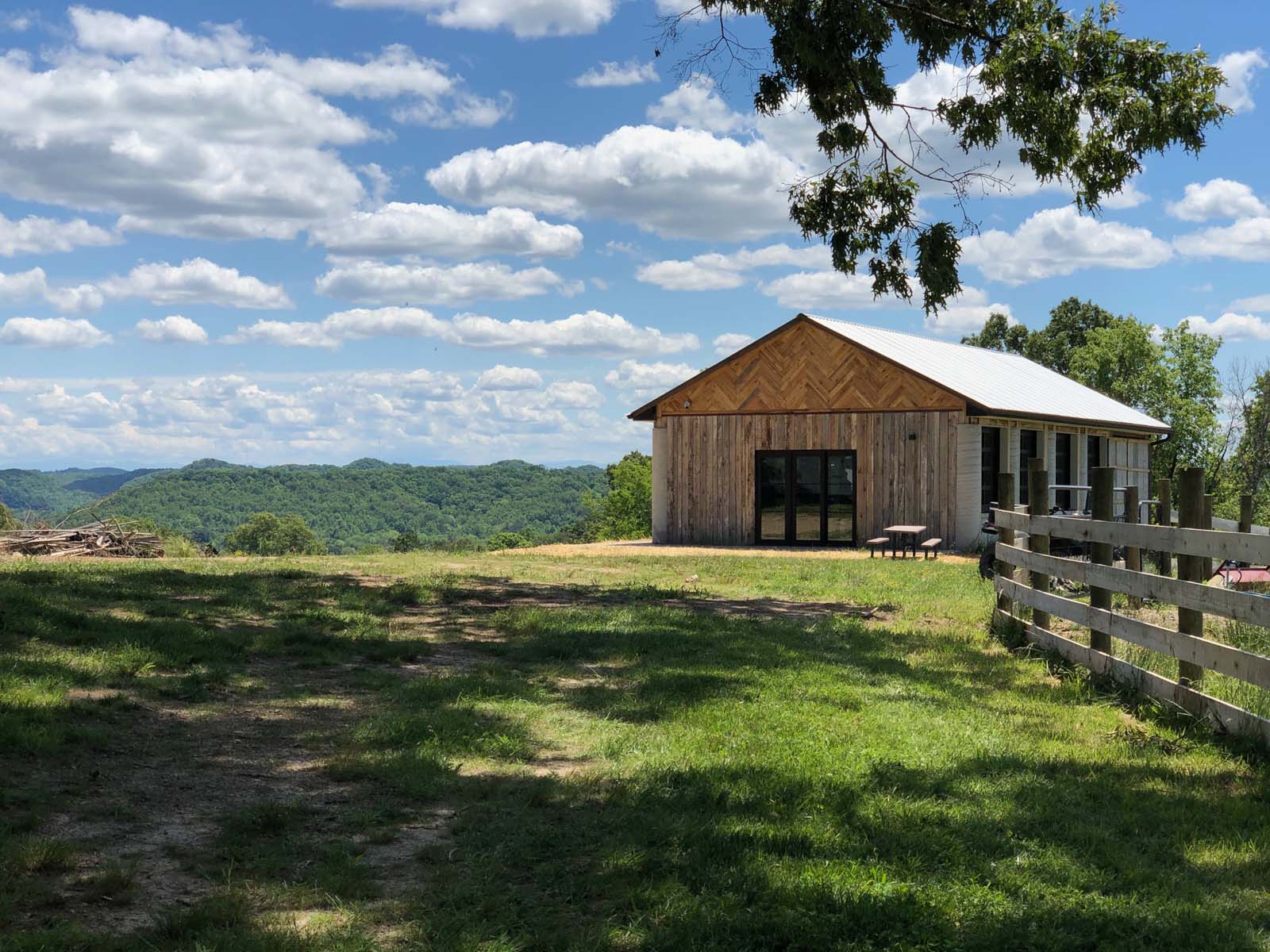 Hillcrest Farms LLC | Event Venue in Clinton, TN